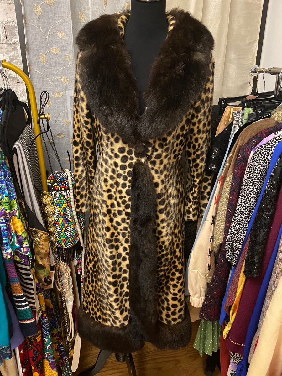 Animal Fever Faux Fur Trench – The Consignment Mixer