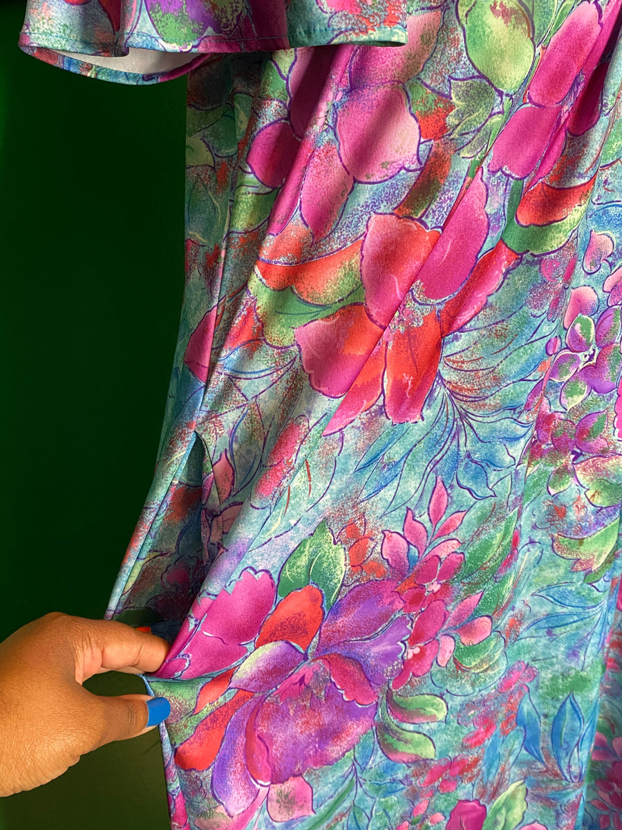 All The Flowers Mumu – The Consignment Mixer